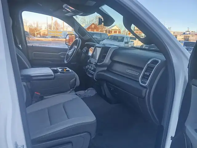 2022 RAM 1500 5.7L HEMI | Cars & Trucks | Peterborough | Free local ...