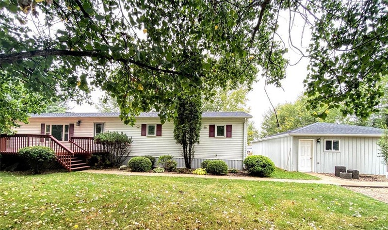 10 Village Drive Neepawa, Manitoba | Houses for Sale | Brandon | Kijiji ...