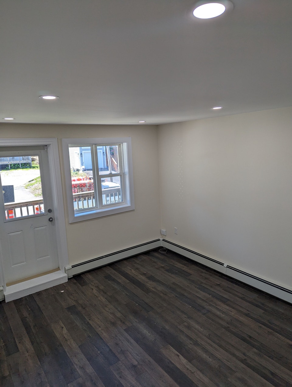 Fairview 1BR|Unit 4 - Private Balcony - Aug 1st - Heat/Water Inc | Long ...