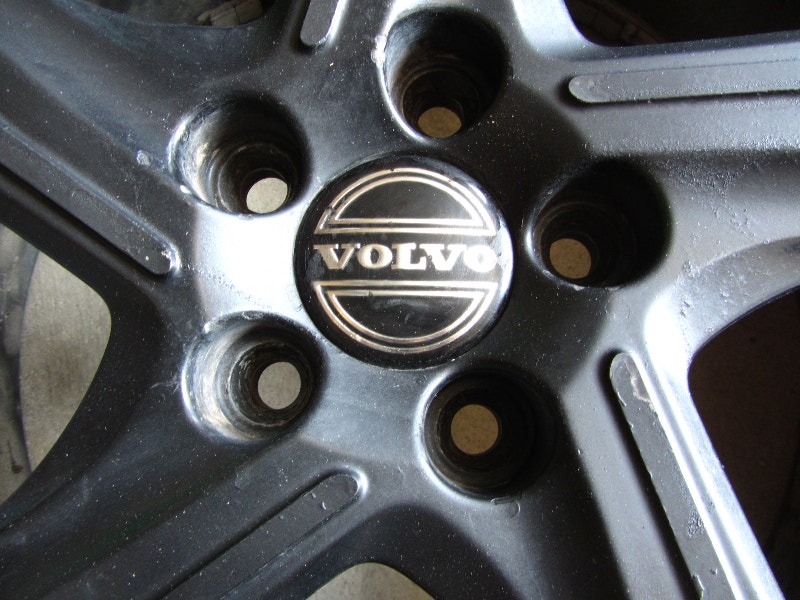 18"X8" OEM Volvo Alloy Rims | Tires & Rims | Guelph | Kijiji