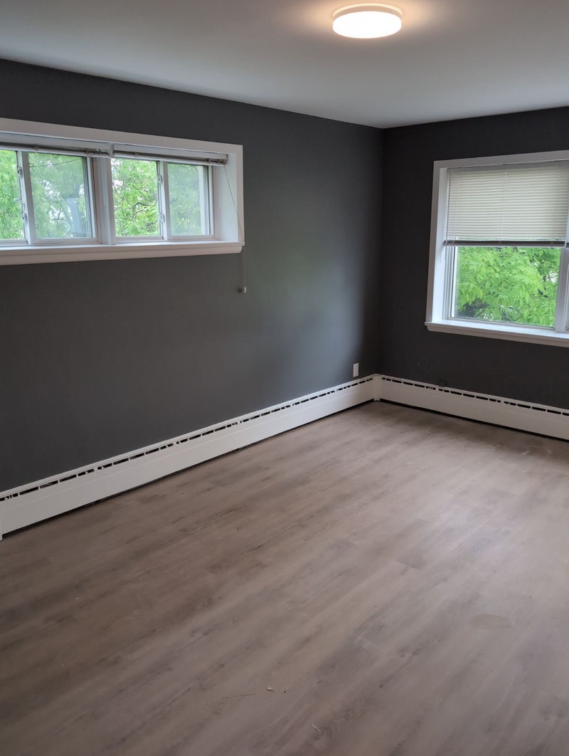 481 Corydon - 1 Bedroom Apartment for Rent | Long Term Rentals ...