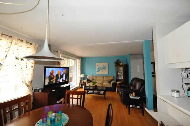 4 1/2 Charlesbourg - Henri-Bourassa -Place Gilbert-mars/juillet | Long ...