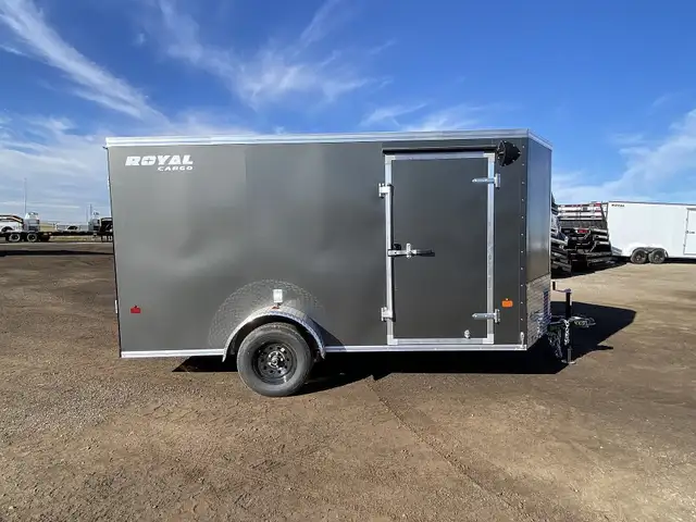 2026 Royal Cargo LCHS29-614V-72 Enclosed Cargo Trailer | Cargo ...