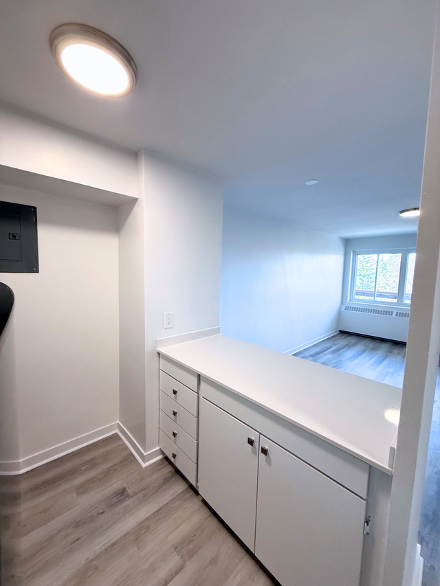 STUDIO AVAILABLE NOW - ACADIE METRO - Parc-Ex | Long Term Rentals ...