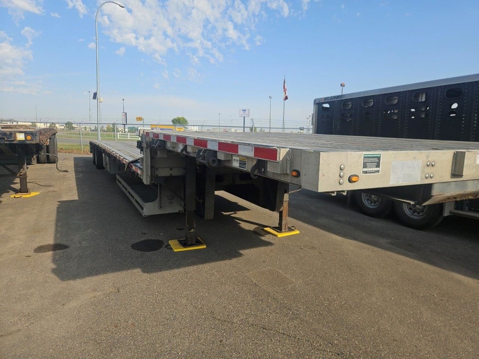 2020 Wilson 53' STEP DECK TANDEM | Farming Equipment | Portage la ...
