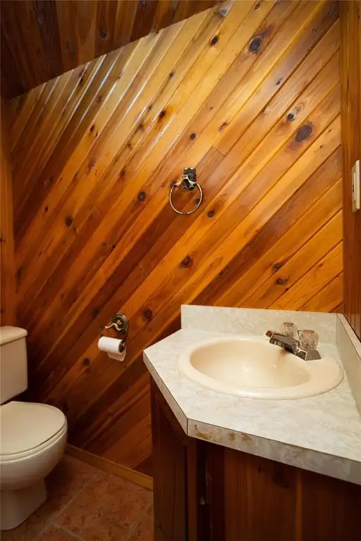 89 8TH Street NW Carman, Manitoba | Houses for Sale | Portage la ...