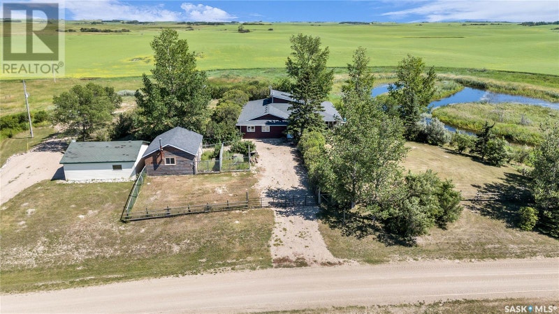 Meridian Road Brown Acreage Colonsay Rm No. 342, Saskatchewan | Houses ...