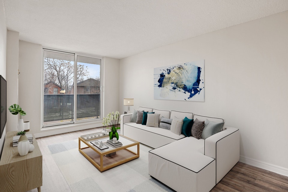 Renovated 1 Bedroom @ Hunter, Hamilton | Long Term Rentals | Hamilton ...