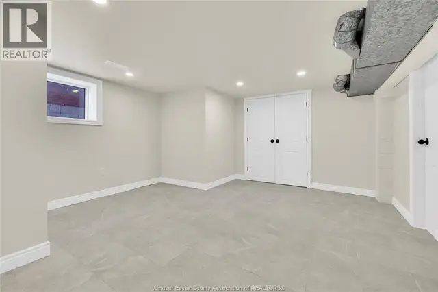 1006 PILLETTE Windsor, Ontario | Long Term Rentals | Windsor Region ...