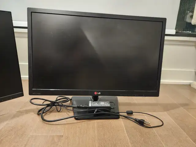 22inch computer monitors | Monitors | Ottawa | Free local classifieds ...