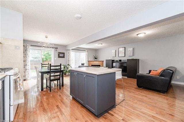 Room for rent | Room Rentals & Roommates | Kitchener / Waterloo | Kijiji