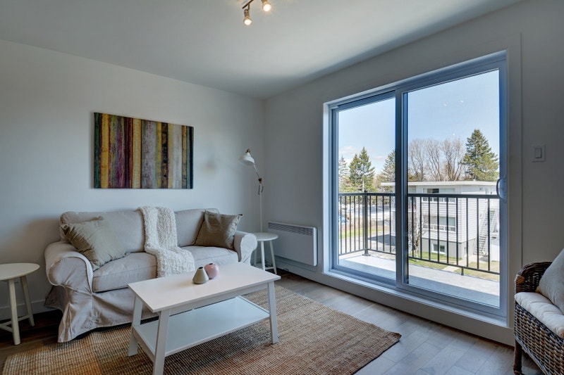 Grand 4.5 rénové à Beauport - Stationnement - JUILLET 2025 | Locations ...