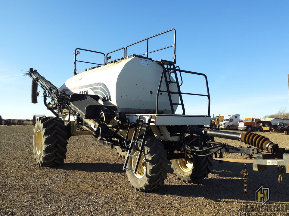 2005 BOURGAULT 6450 Tow-Behind Air Seeder Seed Drill Cart Tank ...