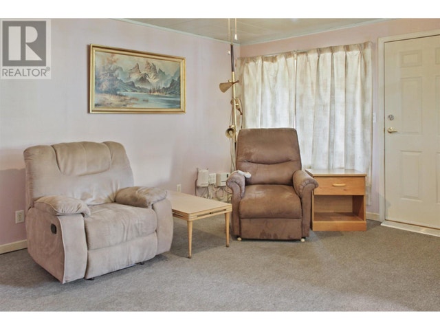 5610 CANIM-HENDRIX LAKE ROAD 100 Mile House, British Columbia | Houses ...