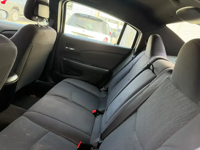 2013 Chrysler 200 LX AUTOMATIQUE FULL AC | Cars & Trucks | Laval ...