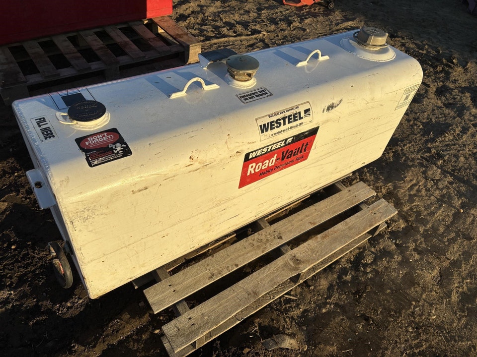 WESTEEL 266L SLIP TANK | Heavy Trucks | Lloydminster | Free local ...