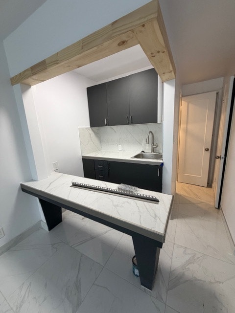Métro Acadie 200m 1 1/2, 1050$ Tout inclus, Rénové | Long Term Rentals ...
