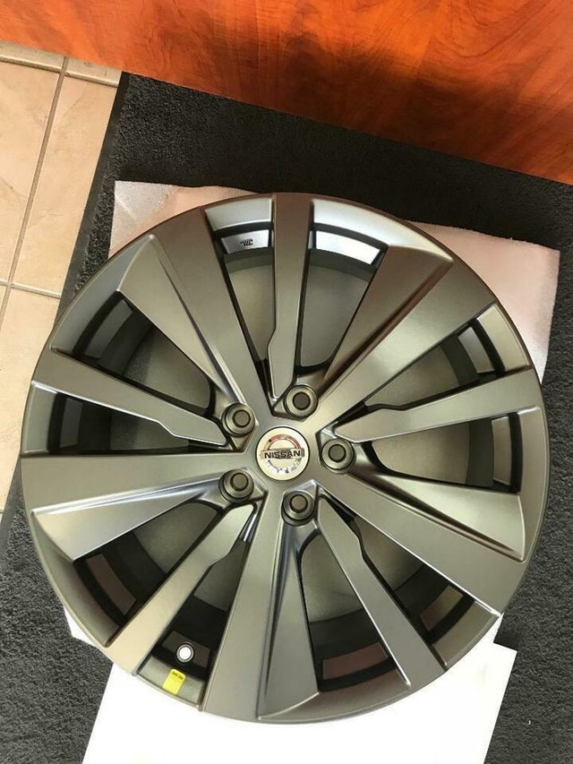 CLEARANCE OEM Nissan ,Infiniti Take off 19" Wheels new condition ...