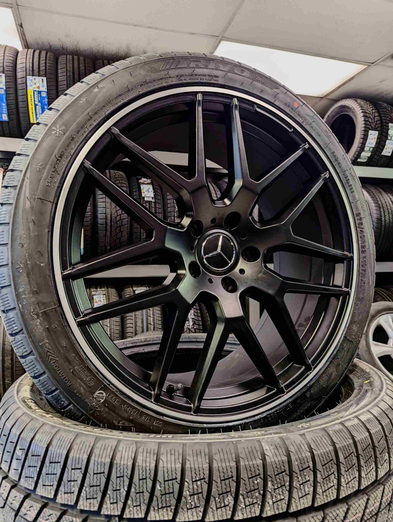 22" WINTER Mercedes G-Class Tires & Wheels | G55, G550 & G63 | Tires ...