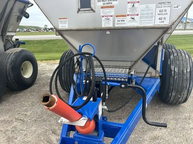 2025 DOYLE 8 TON PULL TYPE FERTILIZER/LIME COMBO SPREADER | Farming ...