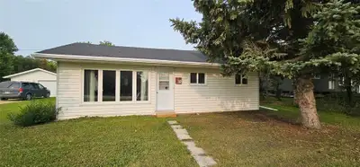 Stunning Houses For Sale Near You in Manitoba | Free Local Classifieds ...