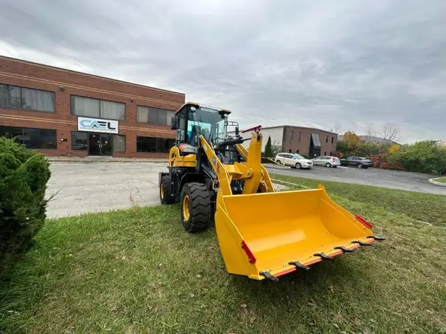 2025 CAEL Mini Chargeuse sur Pneus 4×4 (1.5T) Kohler diesel | Heavy Equipment | City of Montréal ...