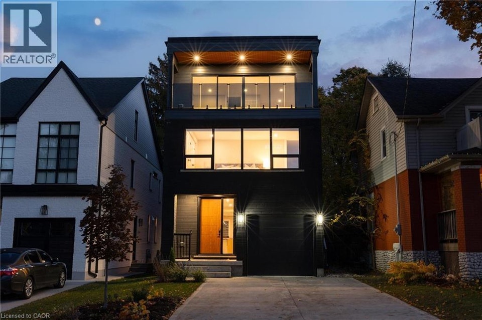 95 WILLIAM Street W Waterloo, Ontario | Houses for Sale | Kitchener ...