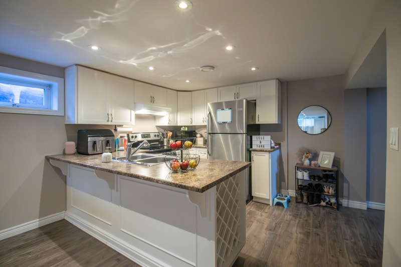 Spacious 1-Bedroom Lower Unit in Hamilton! | Long Term Rentals ...