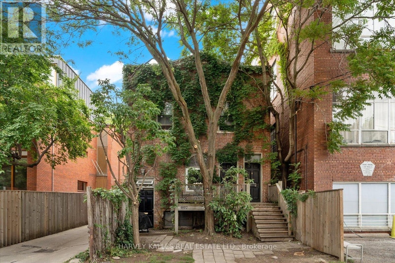 692 RICHMOND STREET W Toronto C01, Ontario | Houses for Sale | City of ...