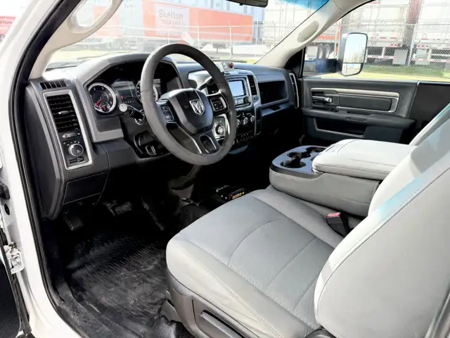 2017 DODGE RAM 5500 SLT 4X4 CUMMINS CUBE VAN BOX TRUCK DEAL ! | Heavy ...