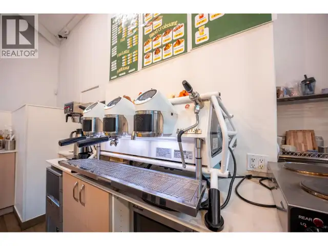 12128 CONFIDENTIAL Vancouver, British Columbia | Commercial & Office ...