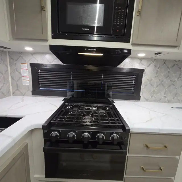 2025 FOREST RIVER SALEM 24RDHL | Travel Trailers & Campers | Calgary ...