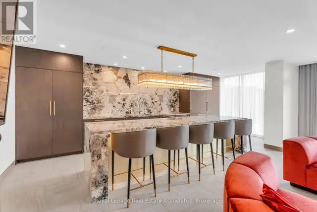 1212 - 93 ARTHUR STREET S Guelph (St. Patrick's Ward), Ontario | Long ...