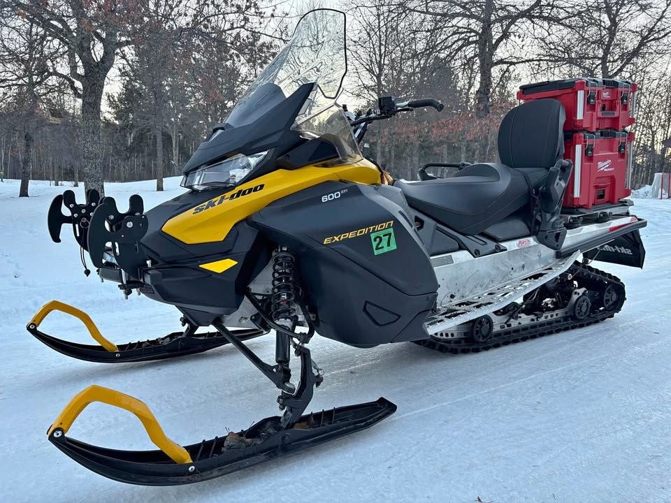 2025 SKI‑DOO EXPEDITION SPORT 600 EFI 154-$136 BI-WEEKLY! | Snowmobiles ...
