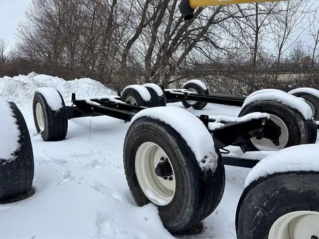 2025 HORST WELDING 365 RUNNING GEAR | Farming Equipment | Ottawa | Free ...