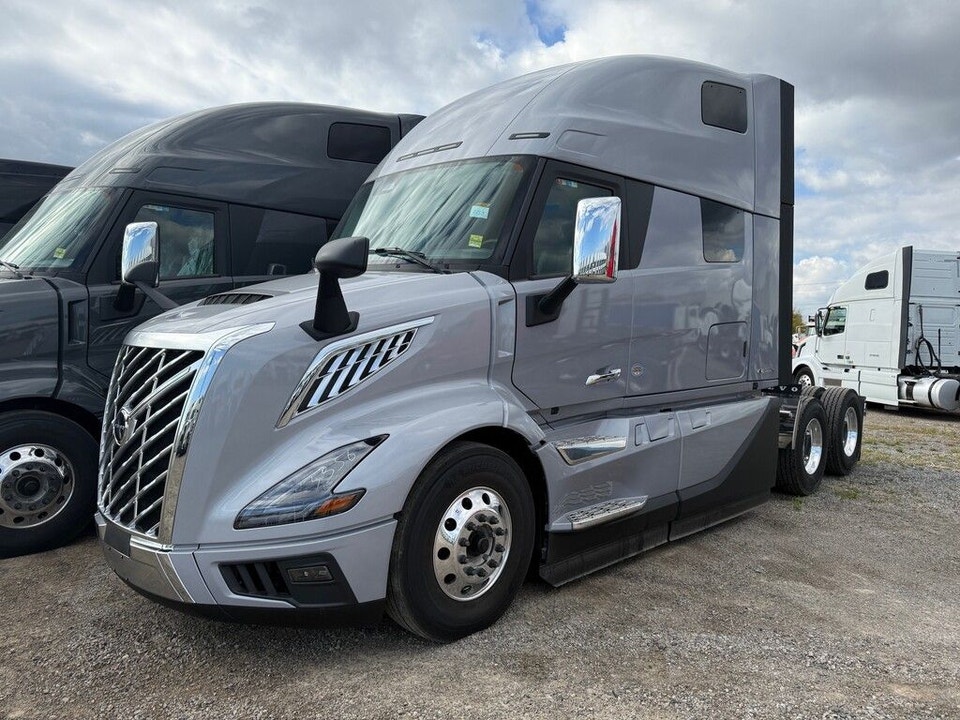 2026 Volvo VNL64T-860 2026 VOLVO 860 w/ Ultimate Pkg | Heavy Trucks ...