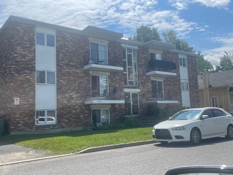 Très beau grand 5 1/2, Charlesbourg Octobre | Locations longue durée ...