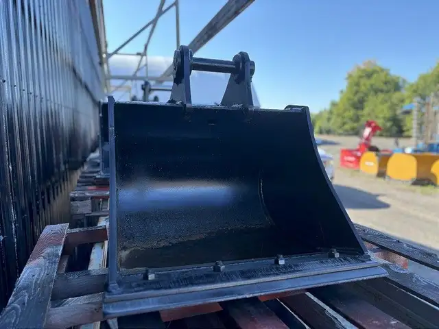 2025 YANMAR 24 INCH DITCH BUCKET | Heavy Equipment | Ottawa | Free ...