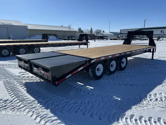 2026 SWS 26' Gooseneck Trailer (3) 7K Axles | Farming Equipment ...