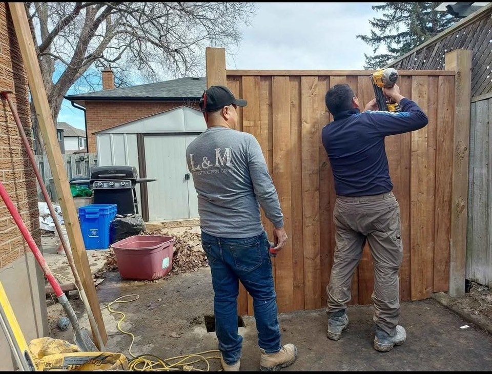 Fence, Deck, Fencing, Fence repair, Deck Builder ☎️ 6479556074 | Decks ...