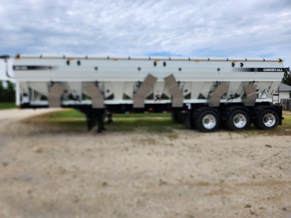 CSC 1545 DUALUSE Gravity Side Dump Seed Tender and Fertilizer Te ...