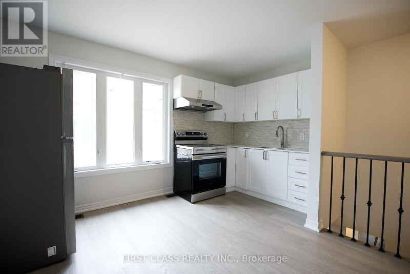 COACH H - 544 WHITE'S HILL AVENUE Markham, Ontario | Long Term Rentals ...