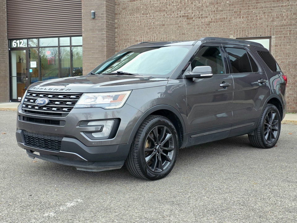 Ford Explorer XLT 2017 | Cars & Trucks | Laval / North Shore | Free ...