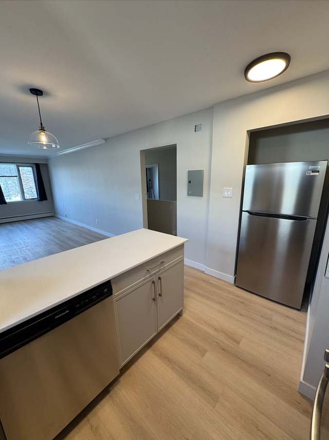 497 Hay St- 2 Bedroom | Long Term Rentals | Winnipeg | Free local ...