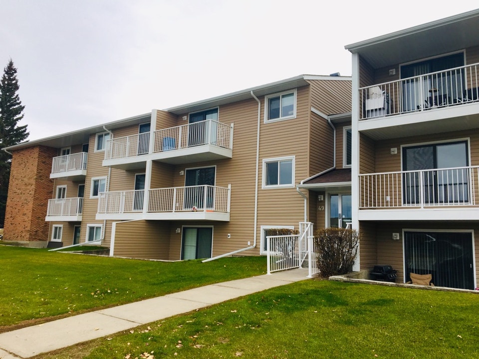 1 Bedroom Unit in Bower across from Bower Mall | Long Term Rentals ...