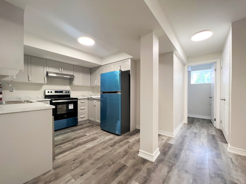 Stylish 2 Bed, 1 Bath Basement Unit, South Barrie | Long Term Rentals ...