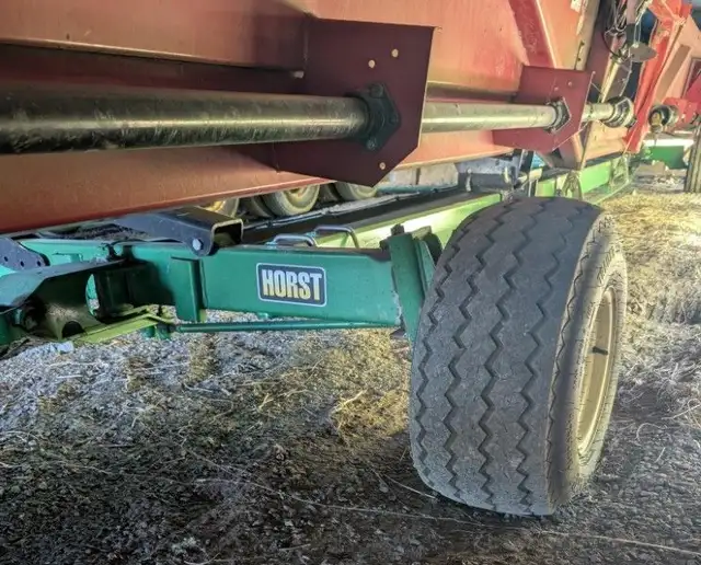 2010 CASE IH 2020-35F FLEX HEAD WITH AWS AIR REEL AND HEADER CAR ...