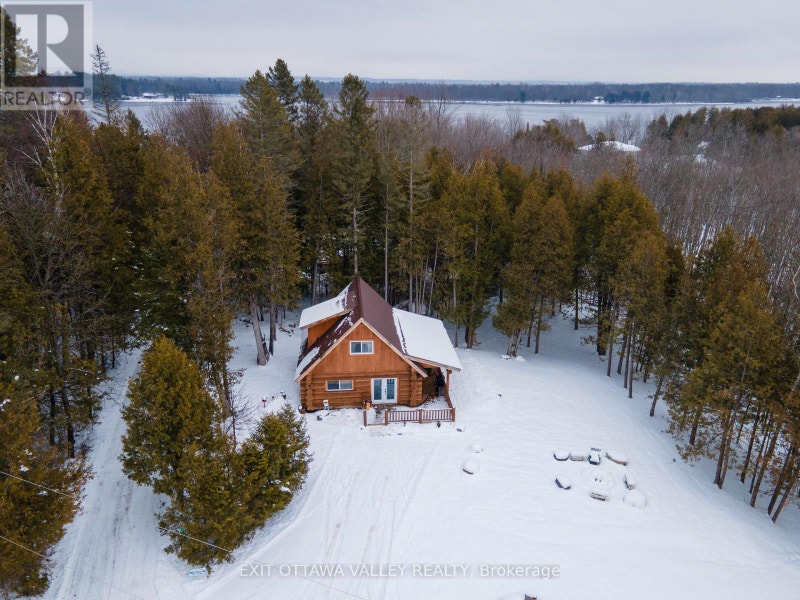 8 TANAGER TRAIL Whitewater Region, Ontario | Houses for Sale | Pembroke ...