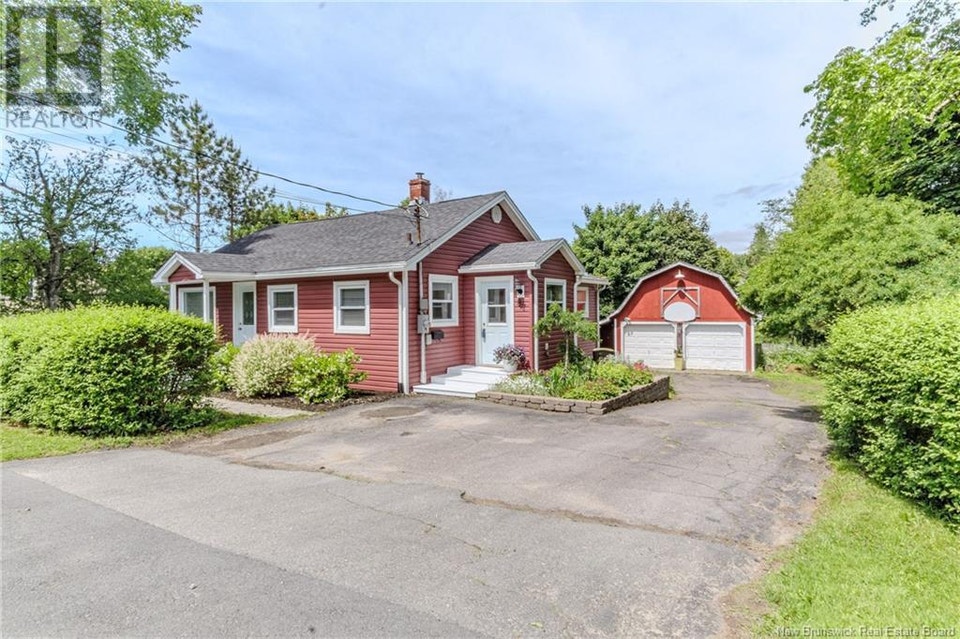 87 Fox Farm Road Rothesay, New Brunswick | Houses for Sale | Saint John ...