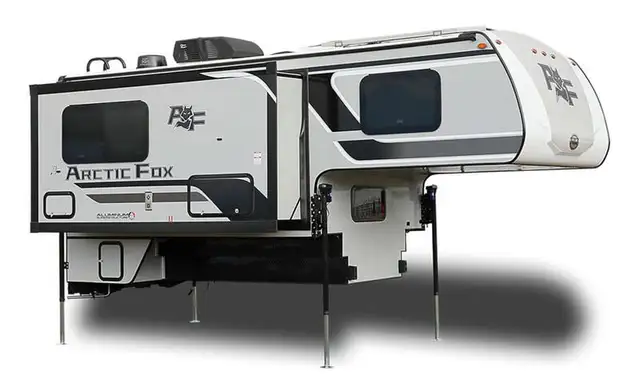 2026 NORTHWOOD Arctic Fox 1140 Dry Bath | Travel Trailers & Campers ...